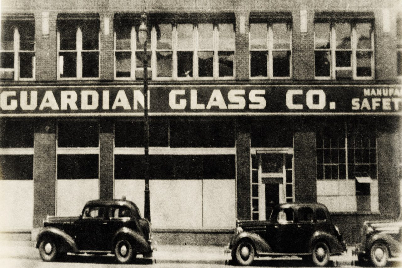 เรื่องราวของเรา | Guardian Glass