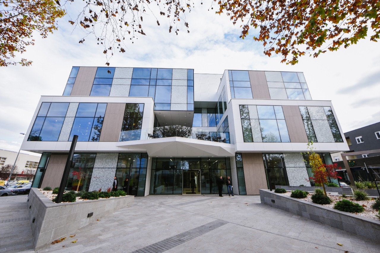 Gallery Mall | Guardian Glass