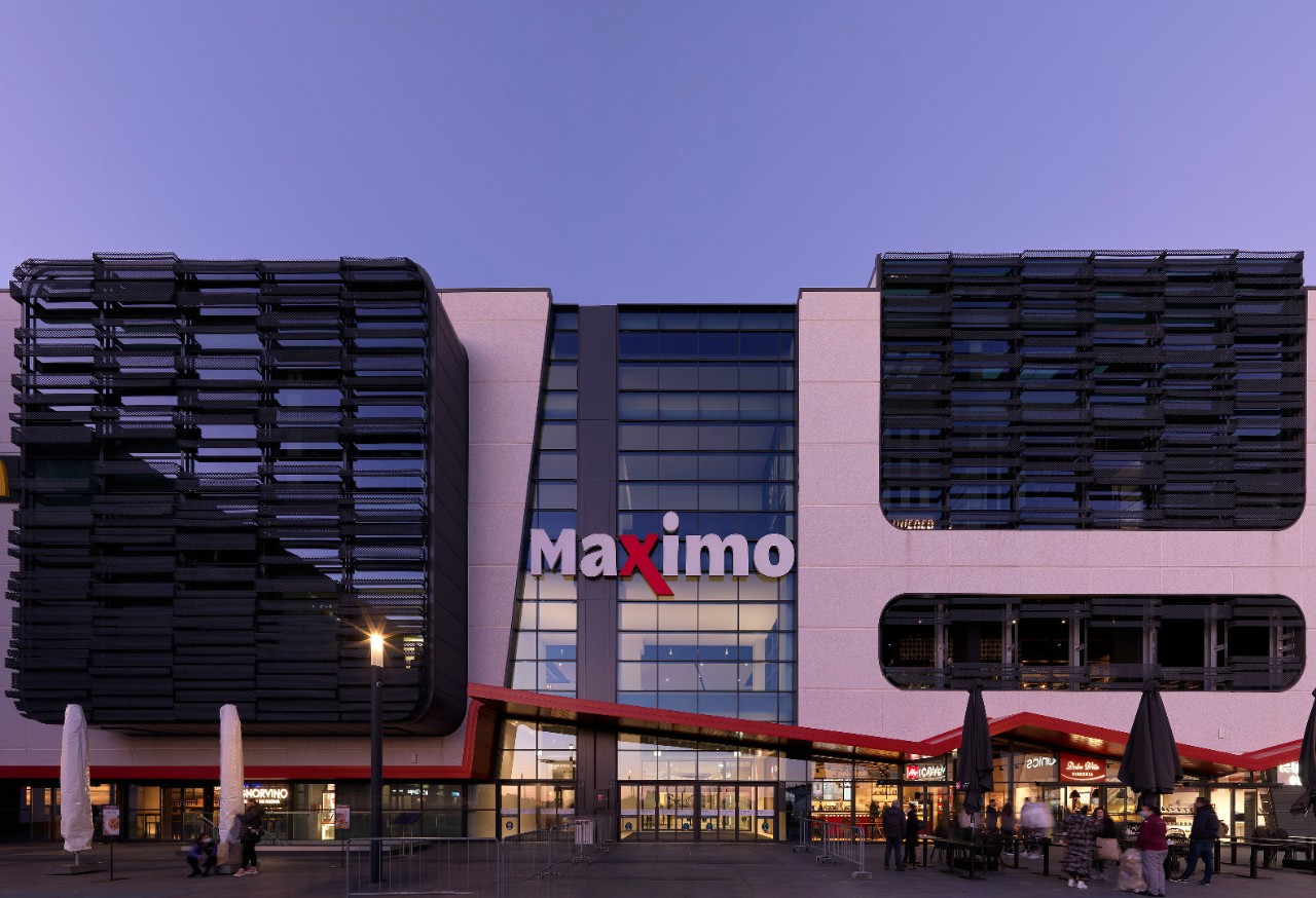 Maximo Shopping Center | Guardian Glass