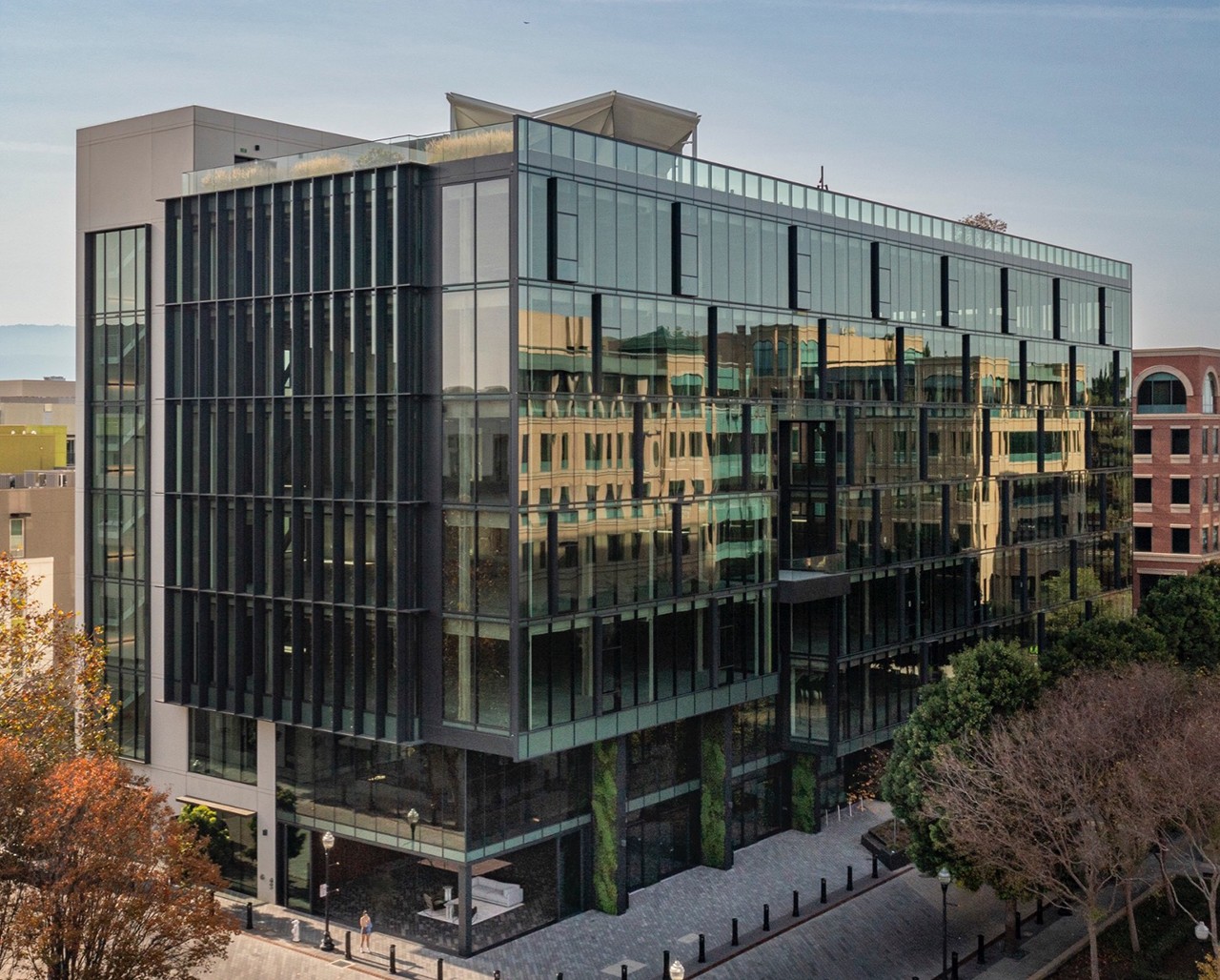 100 Altair | Guardian Glass