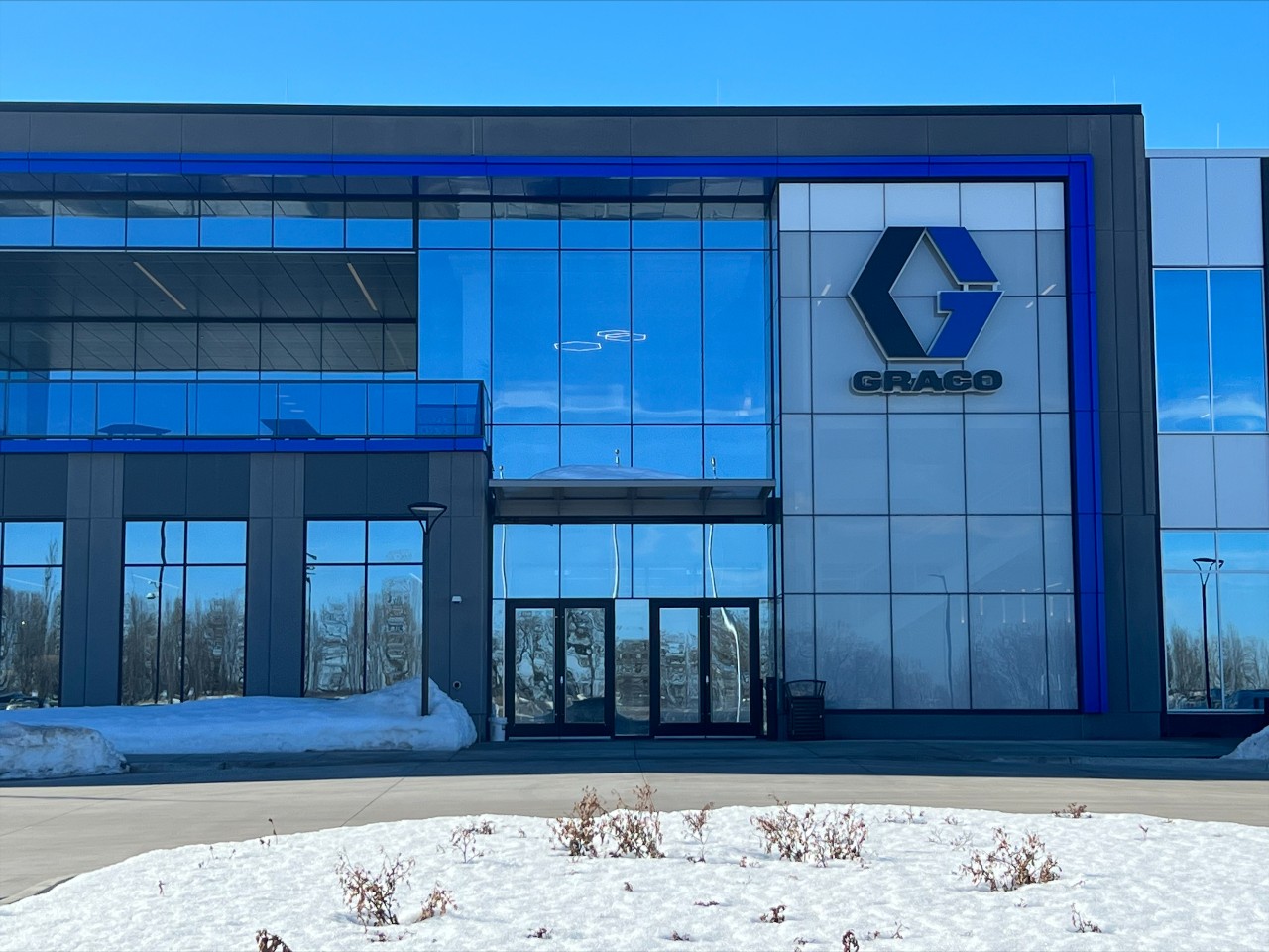 Graco French Lake Industrial Center | Guardian Glass