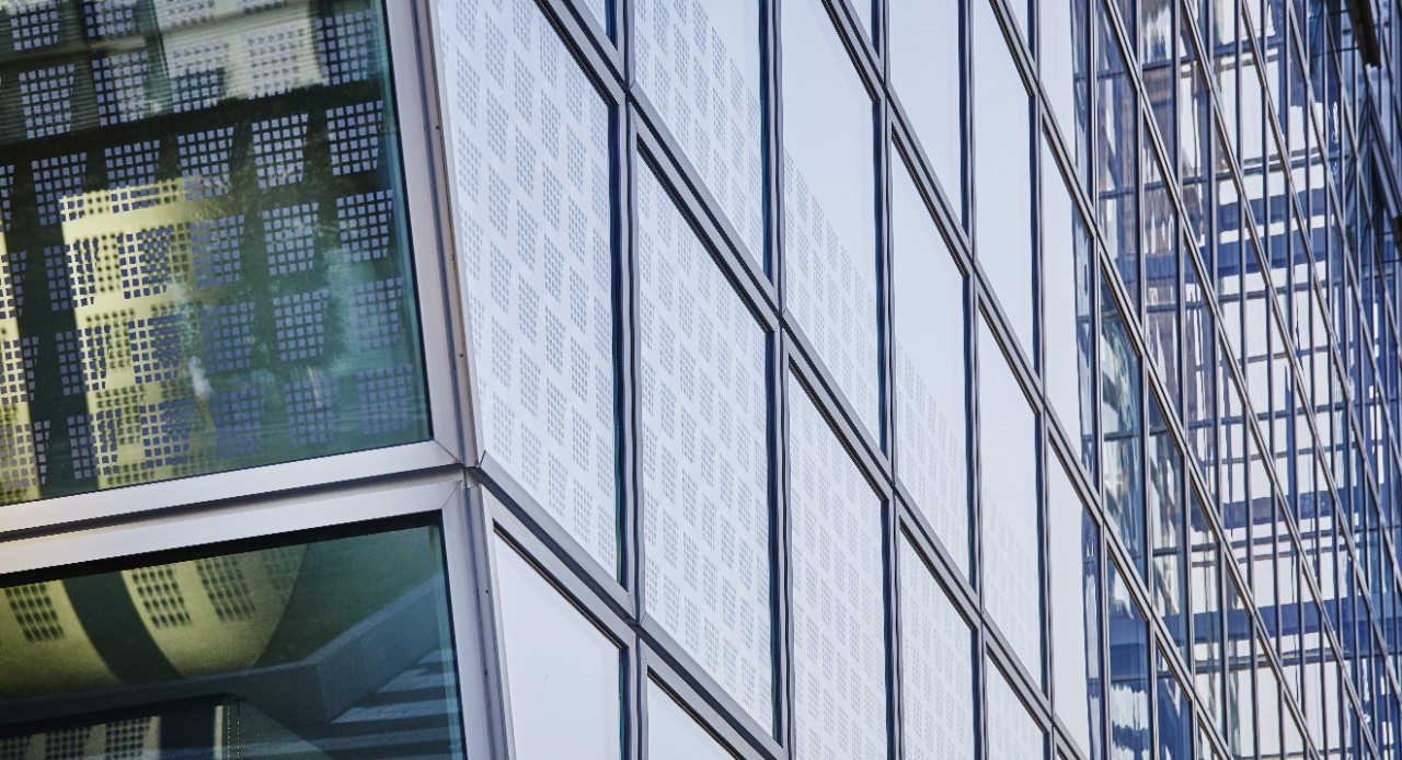 Verre architectural : solutions de verre pour la construction et le ...