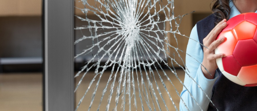 Laminated glass: What is it? How is it made? Benefits & thickness ...